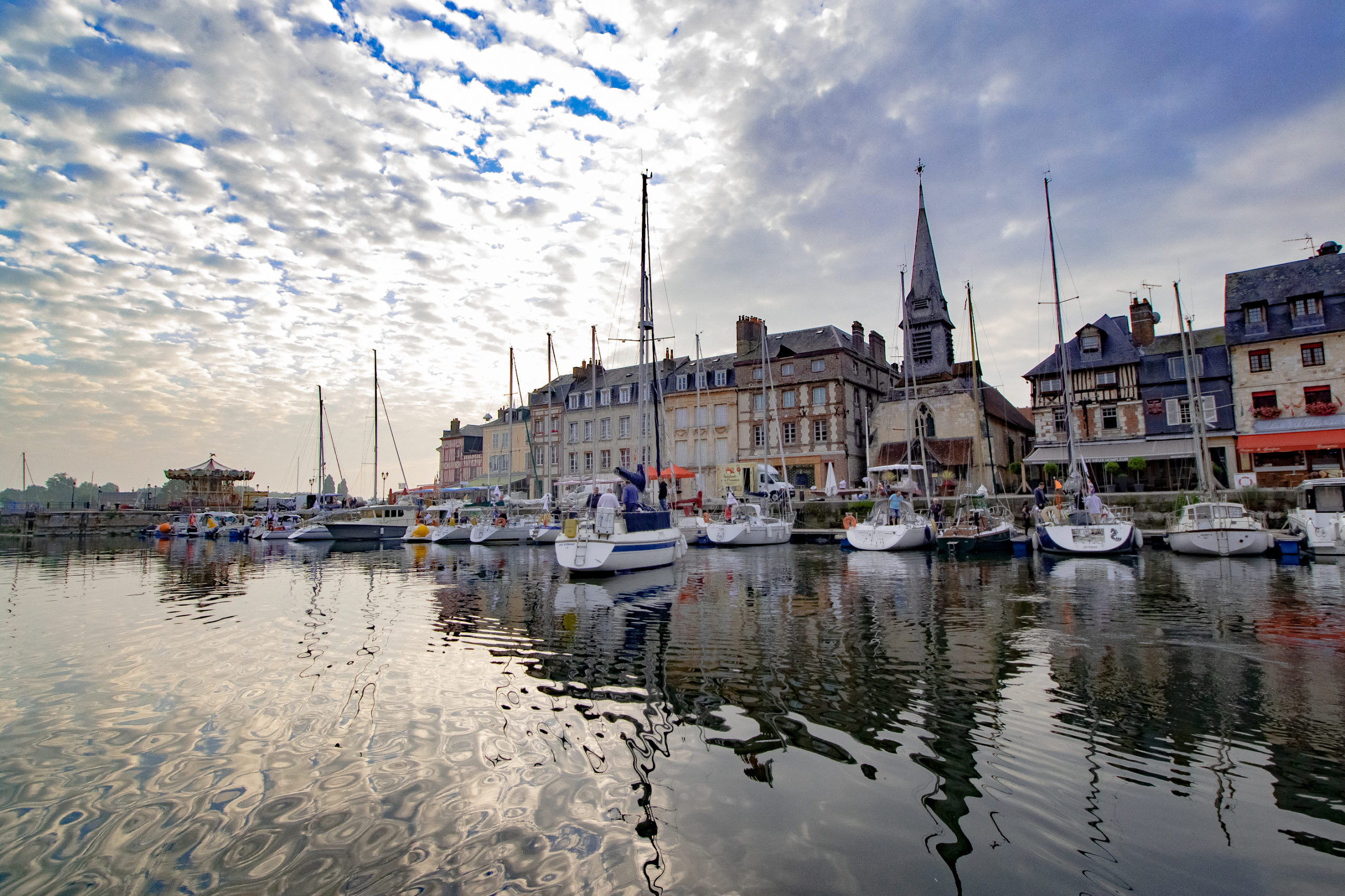 Les services du port - CNH - Centre Nautique Honfleur